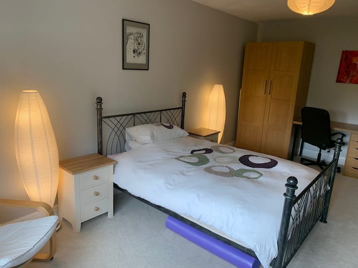 Top 10 Airbnb Vacation Rentals In Reigate, United Kingdom - Updated ...