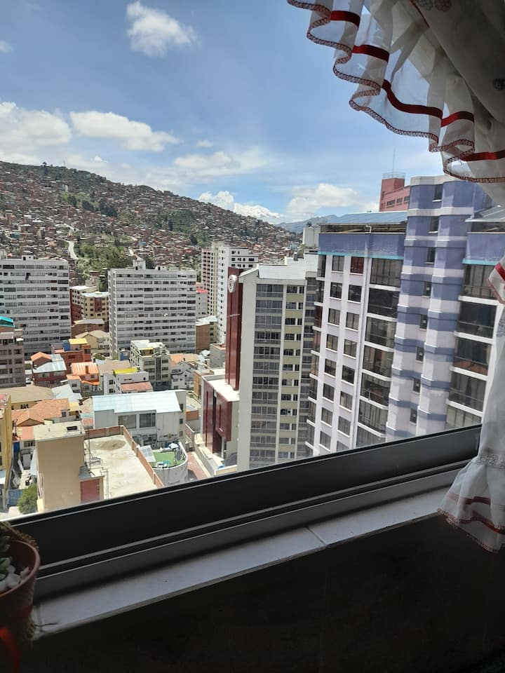 Departamento Con Vista Al Majestuoso  Illimani - La Paz