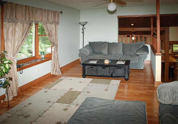Greenbrier River Retreat Cottage #4 - Lewisburg, WV