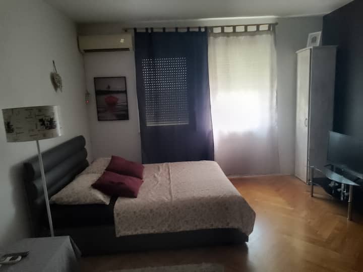 Apartman Leona - Salona