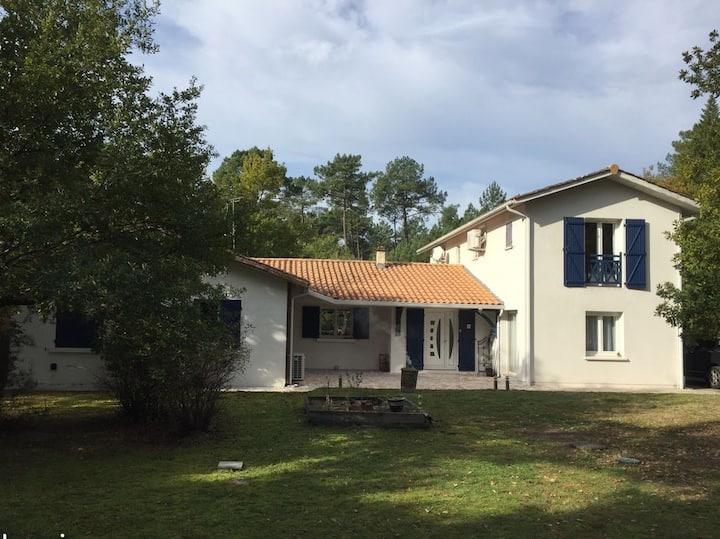 2 Ch Dans Un Cadre Paisible Et Verdoyant 2/4 Pers. - Salles