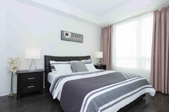 Cozy Condo At Steeles And Yonge With Free Parking - Markham, Canada
