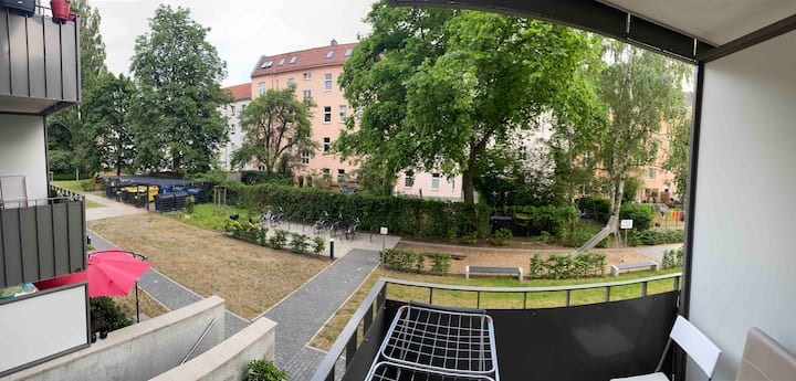 Schöne Wohnung Mit Terrasse Gleich Von Flughafen - Berlin