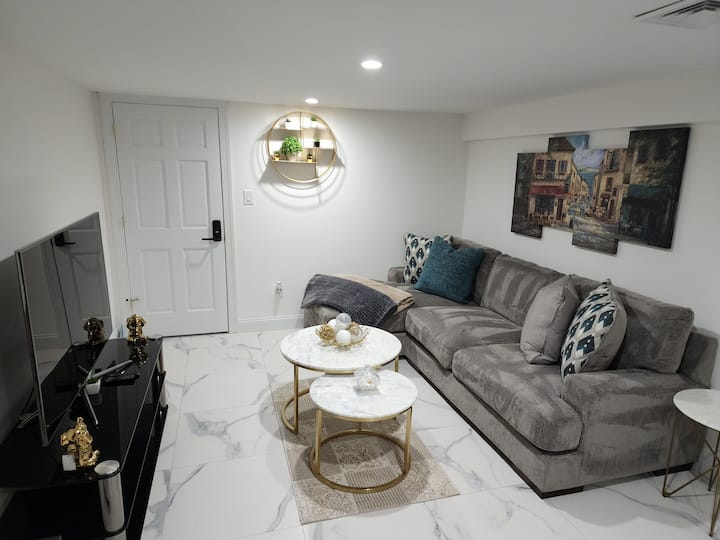 Royal Elegance Residence - Long Beach, NY