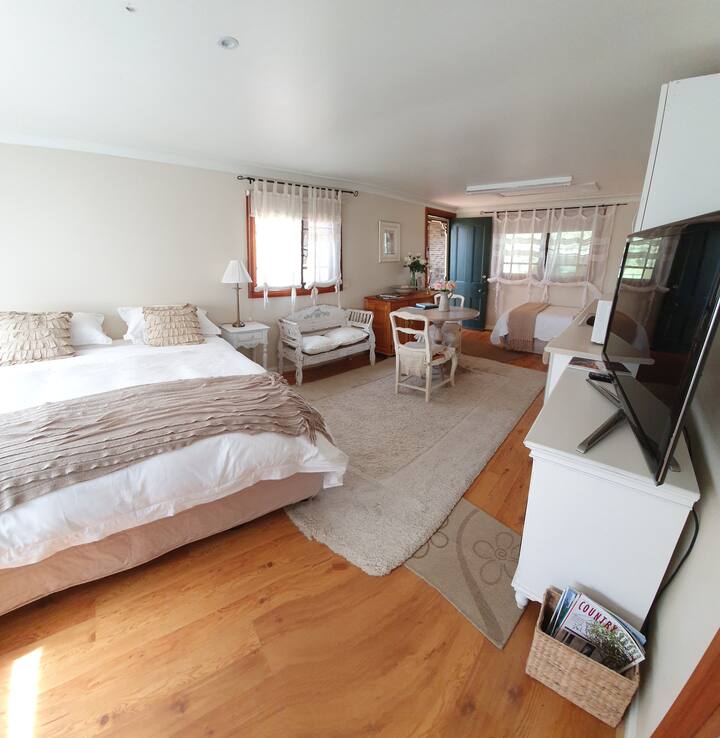 Appin Homestay Farmstay - Appin