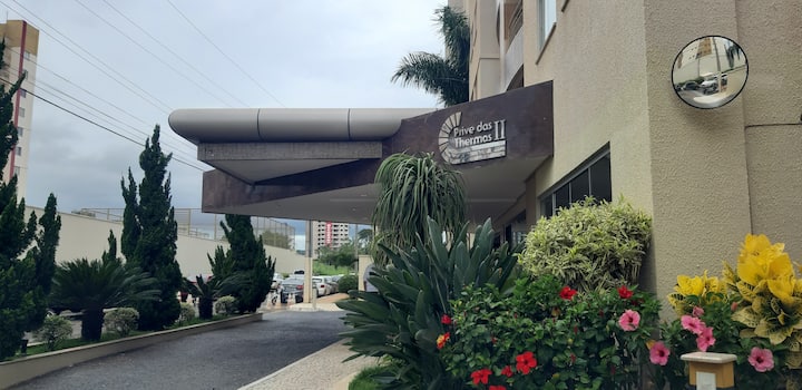 Apto No Condomínio Rpt2 Com Vista P Piscinas! - Caldas Novas