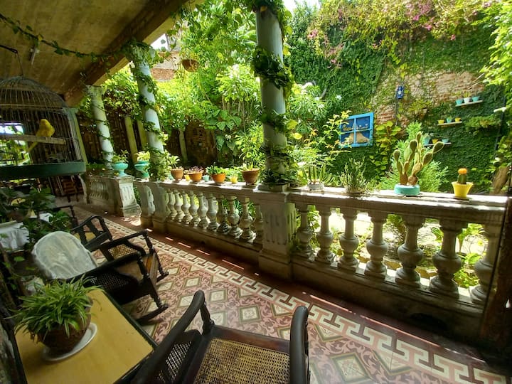 Family Room For Up To 3 People. Room #1 - Cuba