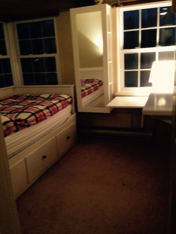 Old World Charm Room #3 - Winnipeg