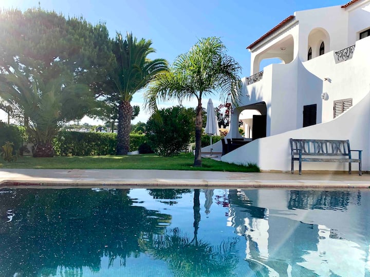 Pedra Mansa - 2 Bedroom Flat With Lovely Pool - Portugal
