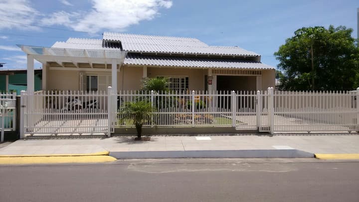 Aluguel Temporada, Fevereiro - Torres