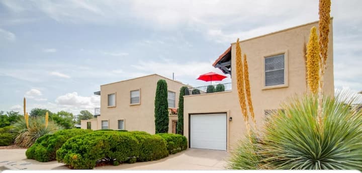 Quiet 2bd/2ba House With Enclosed Garage - El Paso, TX