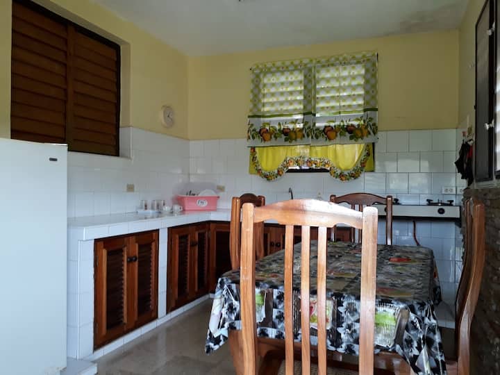 Hostal Magda Y Gilber. Varadero. Habitacion 1 - Varadero