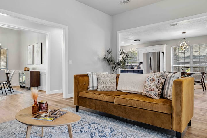 Little Oasis With Private Pool | Flower Mound - Flower Mound, TX