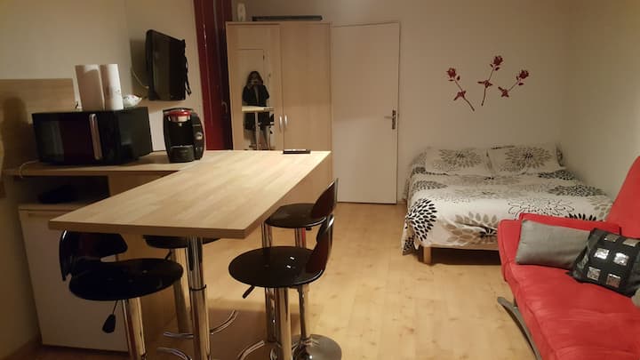 Studio Indépendant 26m2 Wifi Fonctionne à Nouveau - Provins