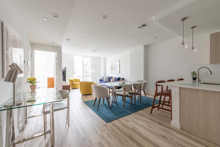 Sun-kissed 3br Loft With Patio Minutes To Nyc - Brooklyn, NY