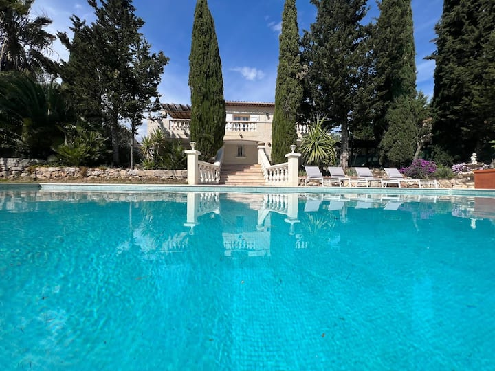 Bas De Villa Avec Piscine - Le Muy