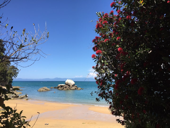 Split Apple Beach House - Kaiteriteri
