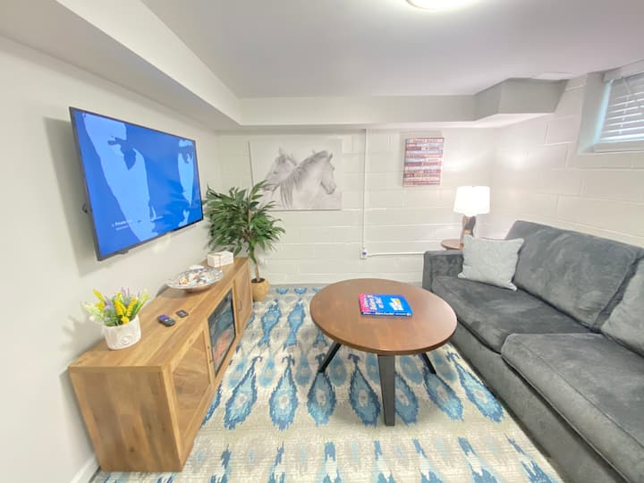 Charming, Cozy, & Convenient! - Omaha, NE