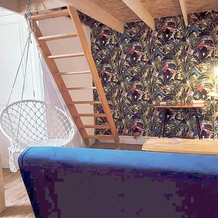 Le Retour De La Cassette: Studio Avec  Mezzanine - Poitiers