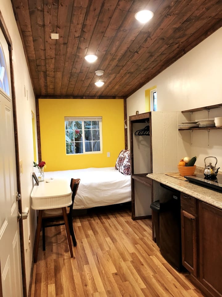 Guesthouse Surrounded By Flowers+hot Tub Near Bart - Oakland, CA