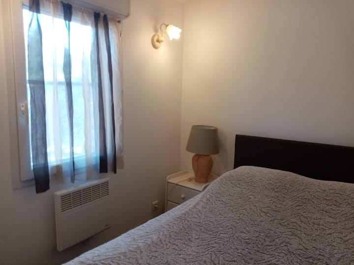 Villa 2 Pièces
Location Saisonnière - Saint-Cyr-sur-Mer