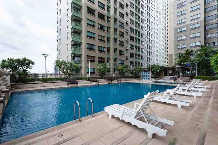 Cozy 1br Condo Near Bts Talat-phlu, Wifi - Bangkok