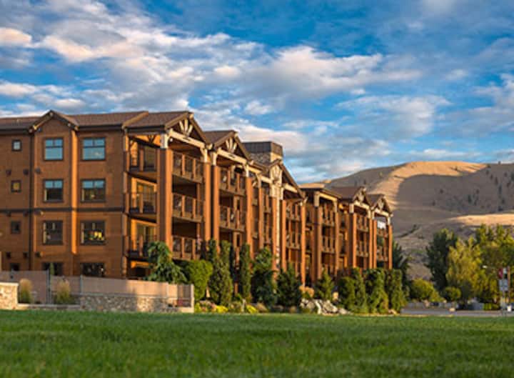 Luxurious Chelan Lake House Condo - 3bed/2bath - Chelan, WA