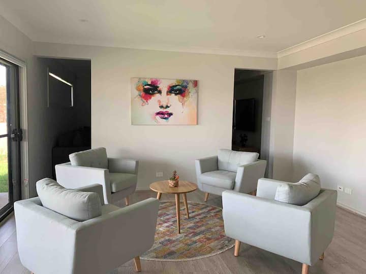 Hunter Valley House - Branxton