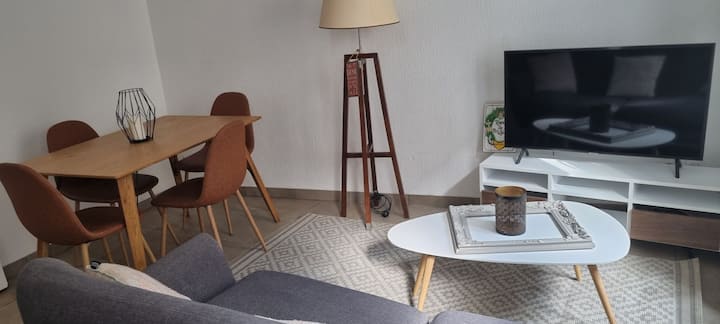 Maison Centre Ville Priay
Proche Cnpe Bugey - Pont-d'Ain