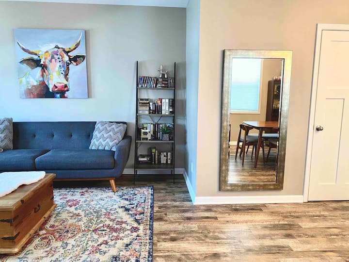 Beautiful, Remodeled Home - Downtown Fort Wayne - Fort Wayne, IN