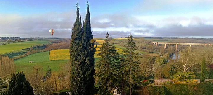 On Dirait Le Sud ! Guesthouse Centre Ville Et Vue. - Deux-Sèvres