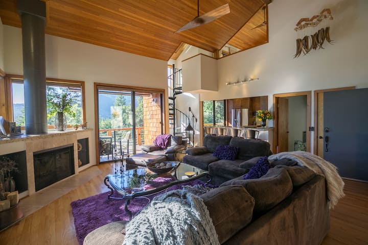 Solche's Sunset View!- Romantic Mountain Getaway! - Idyllwild-Pine Cove, CA