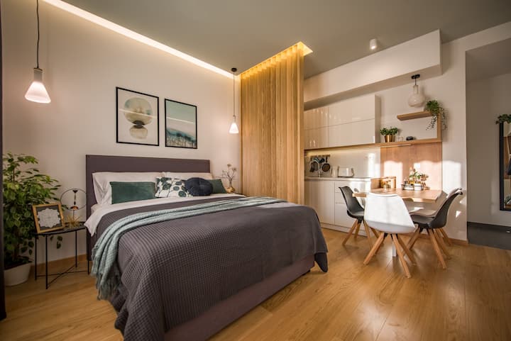 New Sunny Bacvice Beach 2-bedroom Apt.! - Split