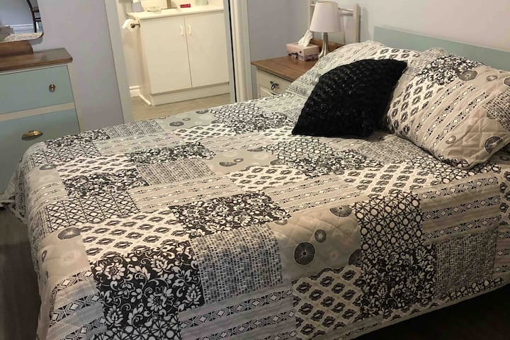 Quiet Country 1bedroom Suite In Newtown. - Port Hawkesbury