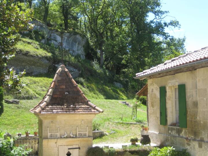 Gîte Dans Un Ancien Moulin, éTang, Randonnées - Mareuil