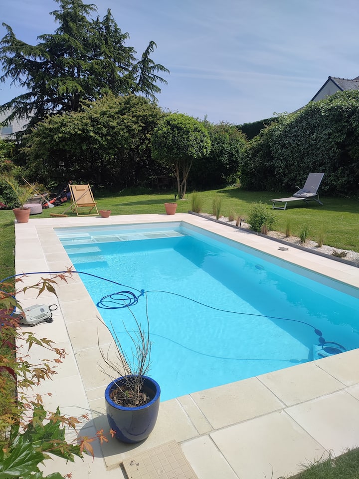 Maison Chaleureuse Avec Piscine - Saint-Brieuc