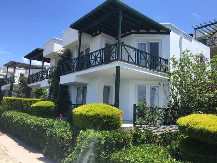 Stunnig Villa In Yalıkavak Bodrum - Yalıkavak