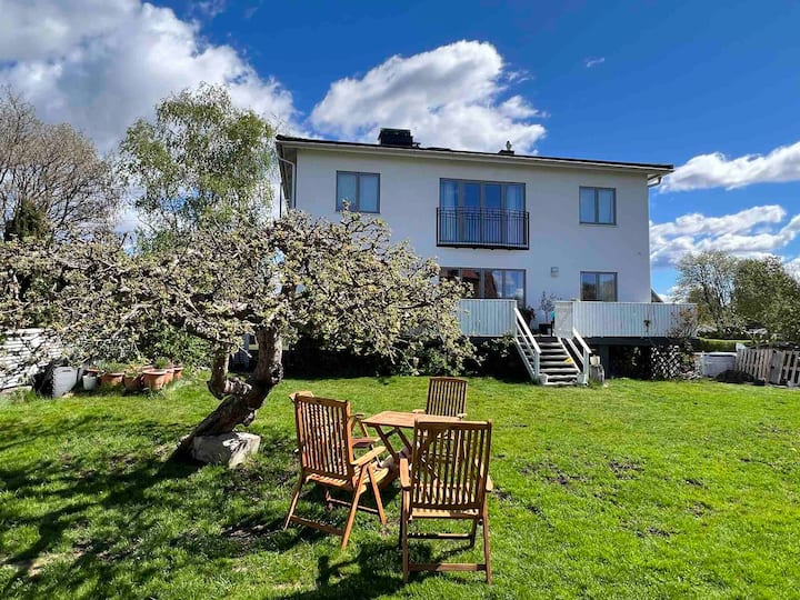 Modern Villa Near Stockholm | Free Parking - Stockholm