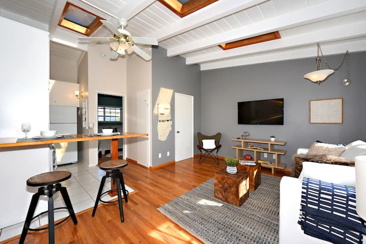 Incredible 1 Bedroom Beach Pad With Parking-m18 - Los Ángeles, CA