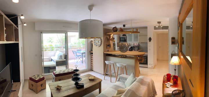 Superbe T2 Tout Confort 100m Port Plage Centre+gar - Agay