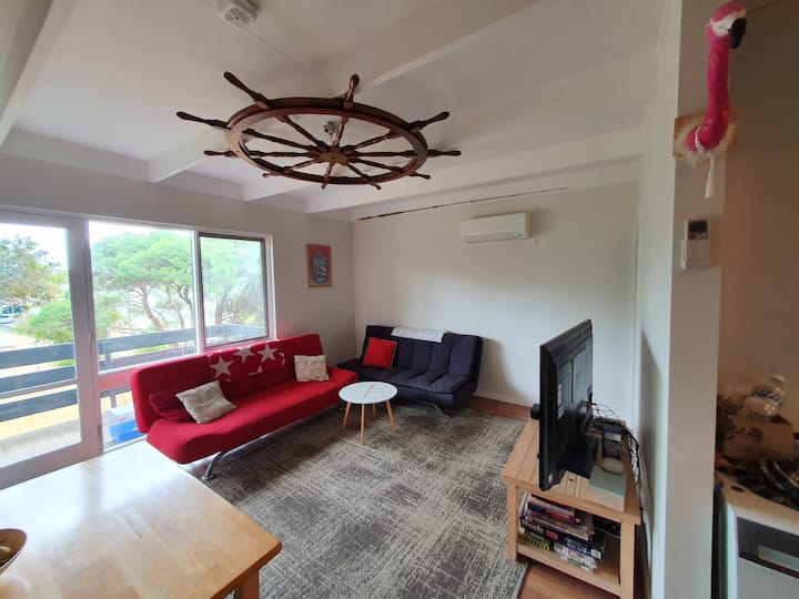 Best Location! Beach Unit - Walk To Everything! - Ventnor
