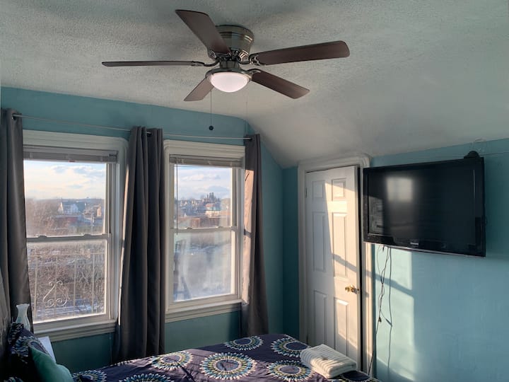 Private Tiny Room | Cozy, Safe & Peaceful Stay - Rhode Island