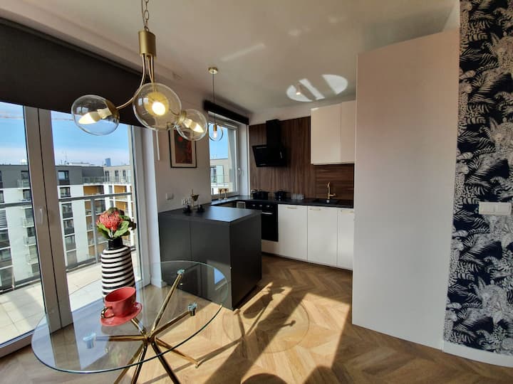 Miejska Dżungla + Smart Tv - Wrocław