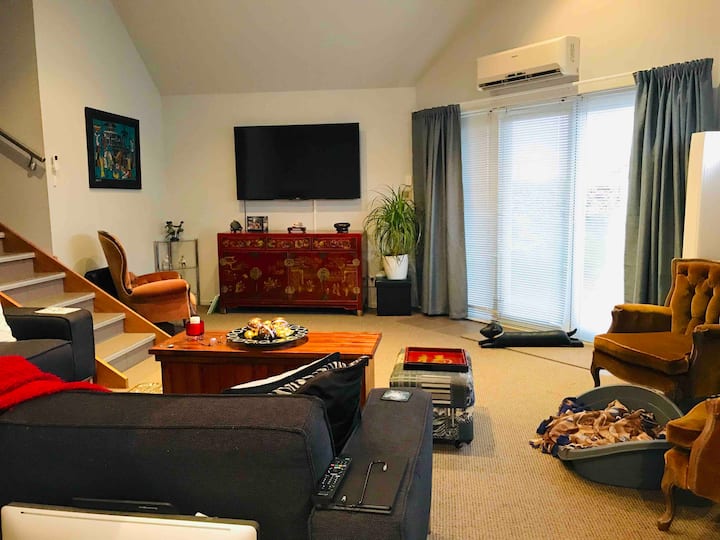 Private Rm+bathrm In Christchurch City + Breakfast - Christchurch