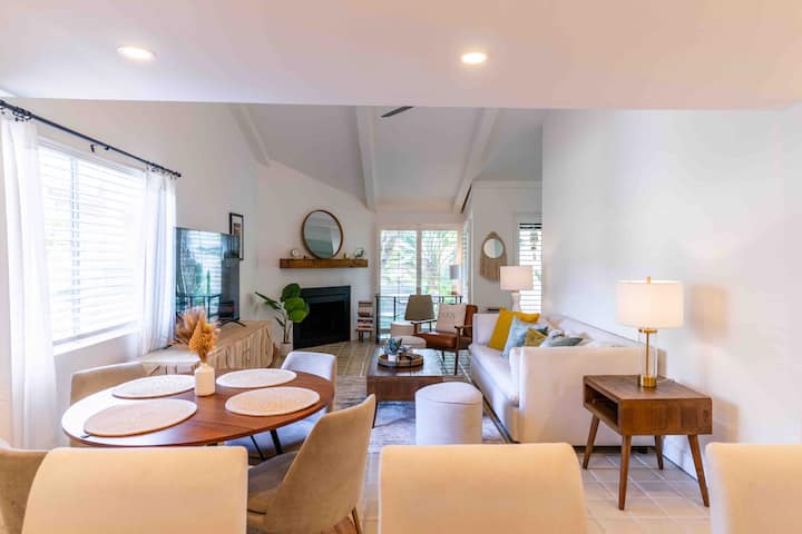 Coastal Retreat W/pool &10 Min Walk To Omni Resort - San Diego County, CA