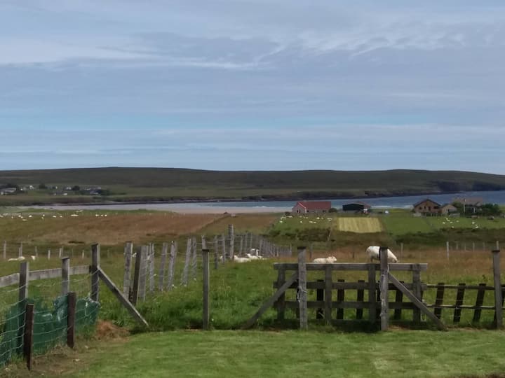 Stemreway Beach View Cottage -Peace & Tranquillity - Stornoway