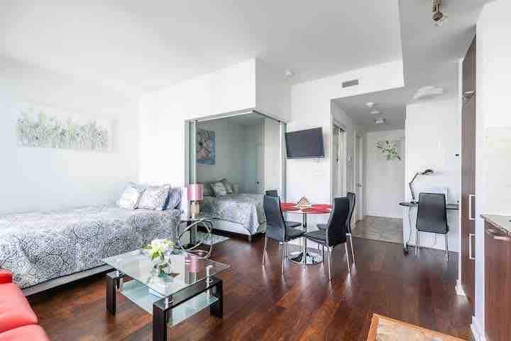 26th Dt Core Brand New Condo W/parking - Mississauga