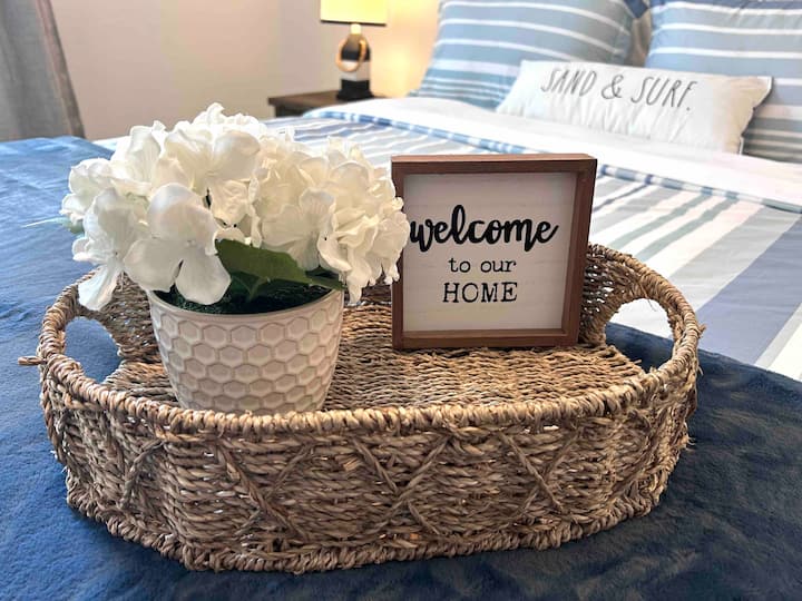 Glamorous Fort Myers Getaway!  Condo Resort Style! - Fort Myers