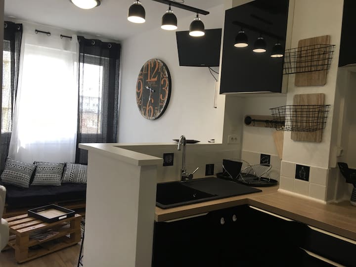 Joli Appartement  Hyper Centre,face Au Port - Le Portel