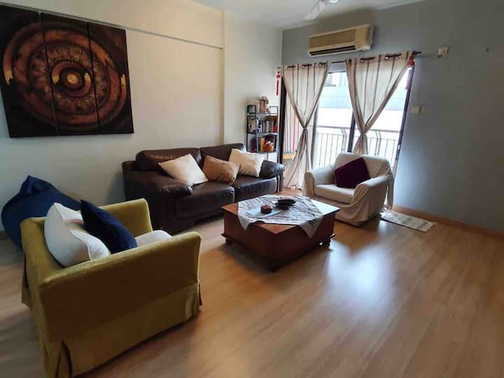 Pj Condo. 5mins Walk To 3 Damansara Mall. - Kota Damansara